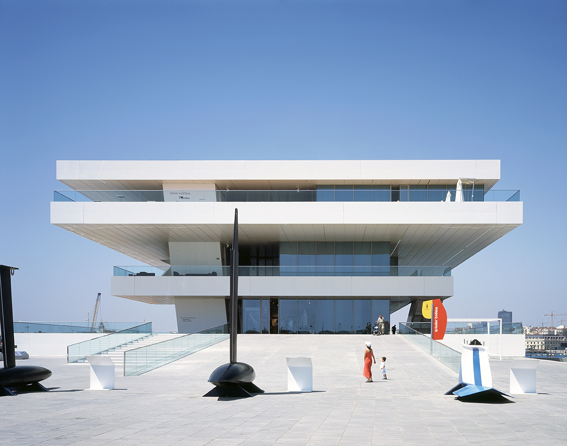 Paul Riddle - Interiors & Exteriors And Resort Photography Spotlight ...